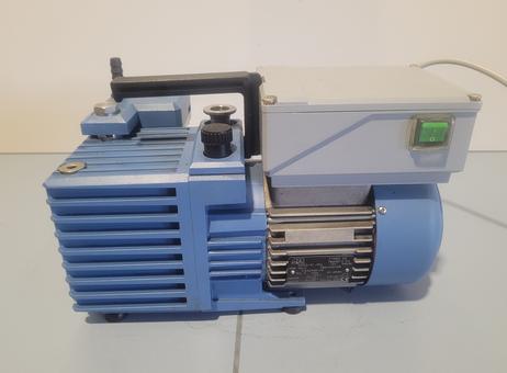 VACUUBRAND RZ2 (RZ 2) vakuum pumpa sa krilcima Najprodavaniji