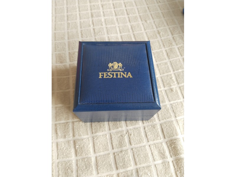Festina kutija za sat i 2 parfemaiz 80ih