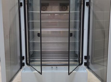 Klimatska komora Binder KBF 720