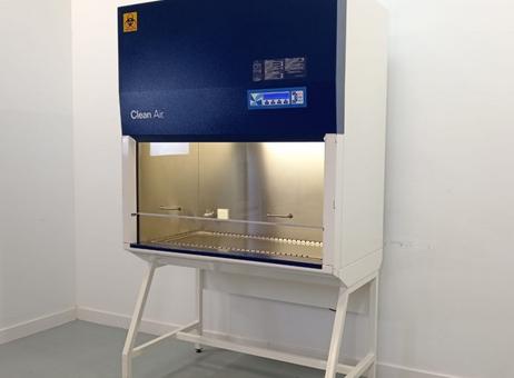 Biološki bezbednosni kabinet Clean Air EF4 Verified seller