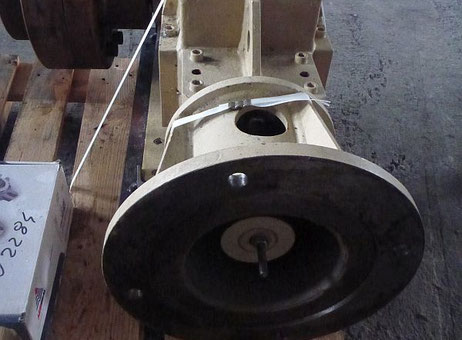 Gloucester Material Handling Ltd 2700 Verified seller