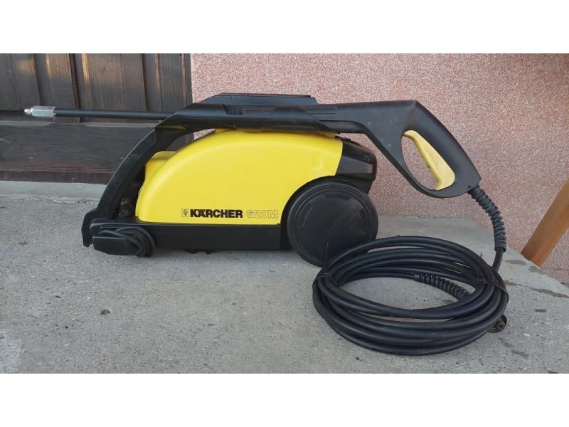 Perac pod pritiskom KARCHER 620 M