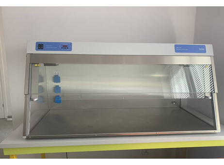 Razna farmaceutska/hemijska mašina Biosan PCR chamber