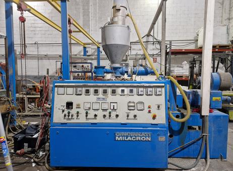 Ekstruder sa dva puža Cincinnati Extrusion CM45