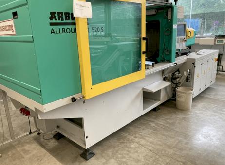 Mašina za brizganje Arburg Allrounder 520S-1600-400 Najprodavaniji
