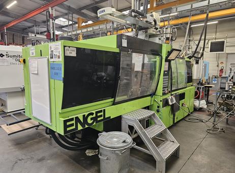 Mašina za brizganje ENGEL VC330 -110T Verified seller