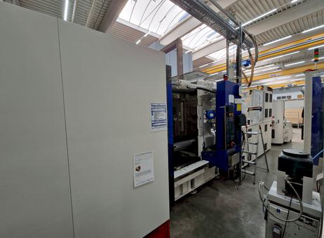 Električna mašina za brizganje Engel duo 2400/650 Najprodavaniji