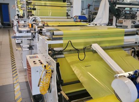 Chovyting Machinery CW-1200PG Mašina za izradu kesa sa kanapom
