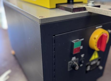 Plastična mašina Edge Finisher Company EF-200