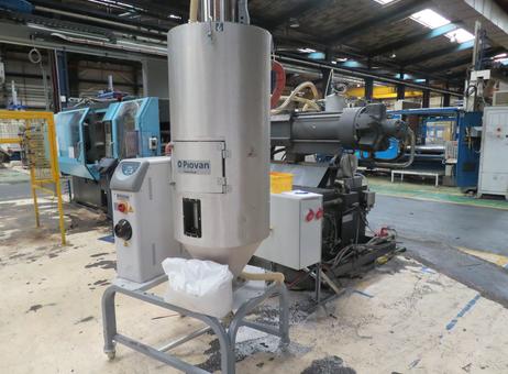 Plastična mašina PIOVAN TDM507 Verified seller