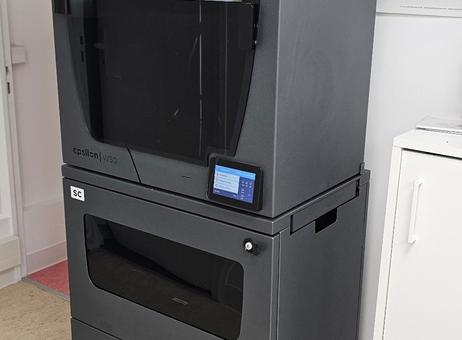 BCN3D Epsilon W50 3D štampač + pametni ormarić – odlično stanje