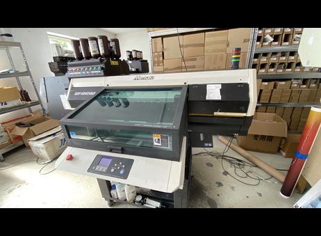 kater velikog formata Mimaki UJF-6042 MK-II W992B184  Dobar dogovor