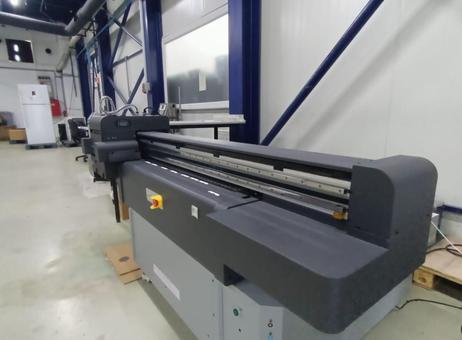 Štamparska mašina Inkjet M-9060 Baskı Makinesi Inkjet M-9060 Baskı Makinesi