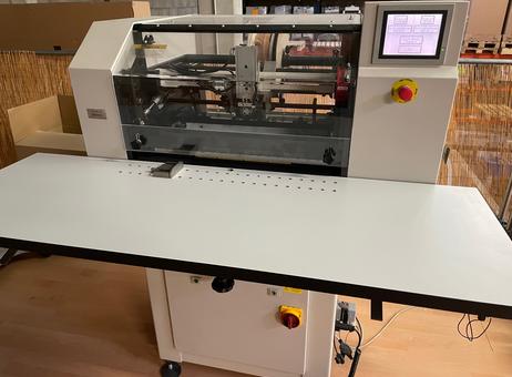 Post press mašina James Burn Internationnal BB50H Verified seller