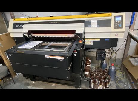 Štamparska mašina Mimaki MIMAKI UJF-7151 plus V95AB048  Dobar dogovor