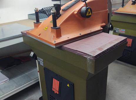 Die-cutter ATOM MF9.4  Dobar dogovor