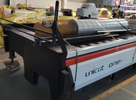 Automatska mašina za sečenje Cutter Unicut One.5 Najprodavaniji