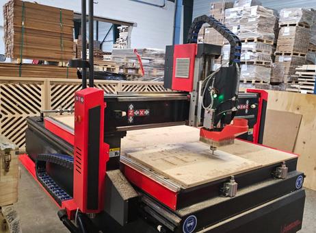 EuroCNC SASU Ekpert-EK-1325 CNC obradni centar za drvo Verified seller