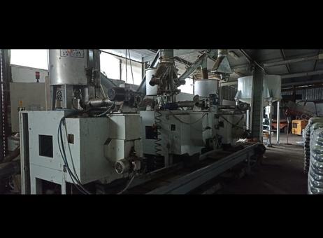 Postrojenje za pelet u kompletu sa 3 mašine, mašinom za pakovanje, novim trakama i prostirkama. + Spoljni silos i sistem sušara. NOVAPELLET 00