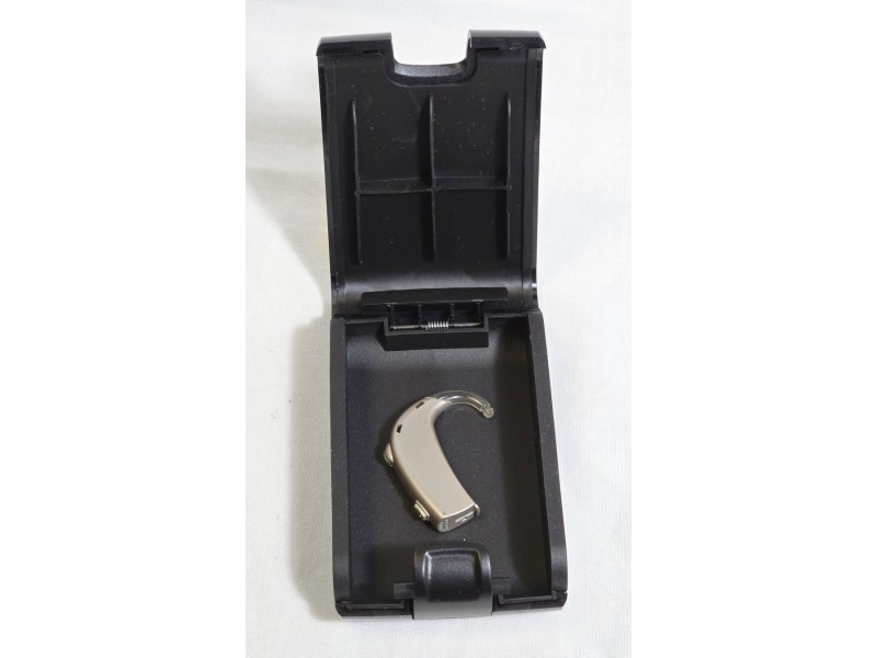 Oticon Dynamo SP4 Slušni aparat