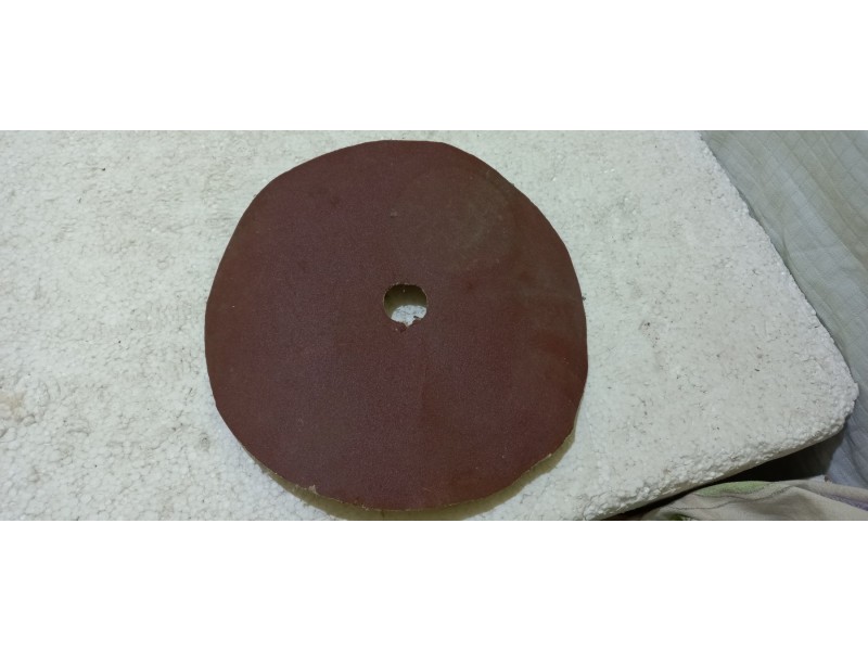 Šmirgla 23 cm