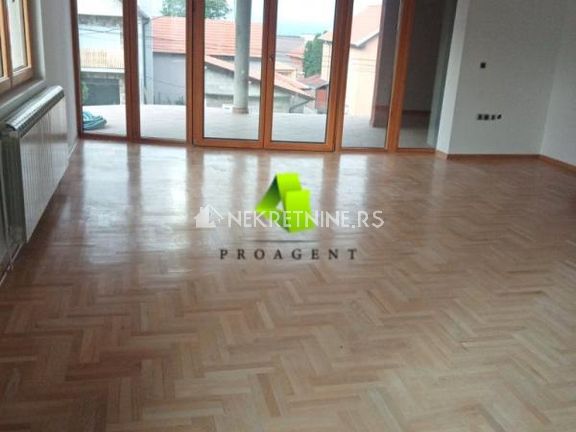 Renoviran poslovni prostor na Bubnju ID#7169