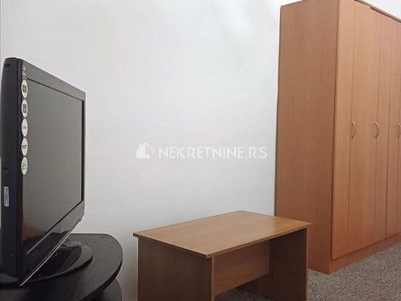 Dorćol, 3 kancelarije,terasa