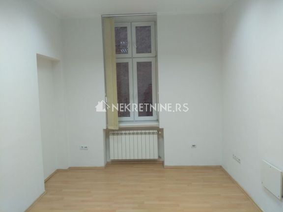 Centar, Kneza Milosa,idealan za poslovni prostor 90m2, 4.0 id 5679-1