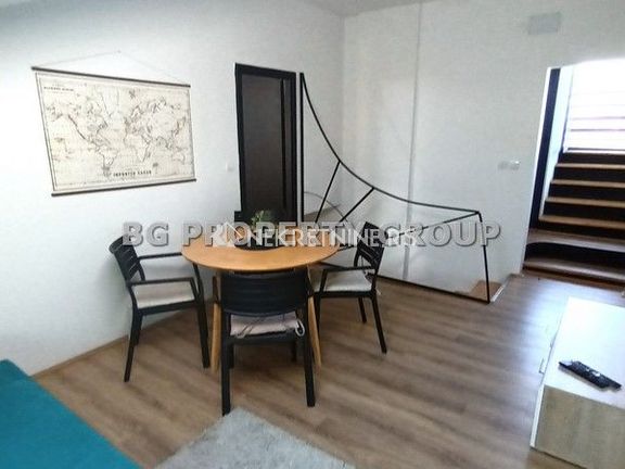 Obilićev venac,5.0,polunamešten duplex,2 terase