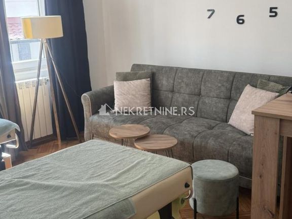 Vračar, Cvetni trg - Njegoševa, 29m2, Njegoševa
