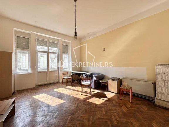 Beograđanka, salonac, idealno za PP ID#1236011