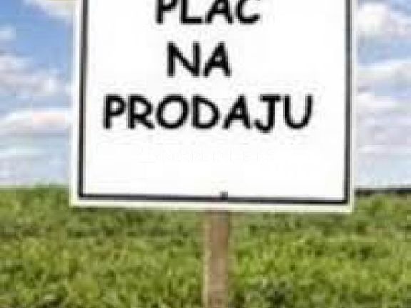 Prodaja placa Gabrovac – 4739 m², uknjižen, mirno okruženje