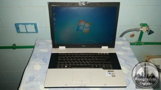 Fujitsu Esprimo V6535 (T3500, 2 Gb Ram, 80 Gb HDD,15.4 inca)