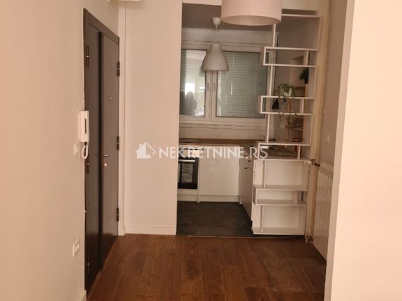 STAN ZA PREPORUKU U KRALJA PETRA KOD ČUBRINE