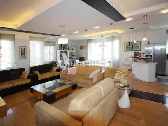 Stan, Beograd, Blok 19a- Park apartmani, Vladimira Popovića
