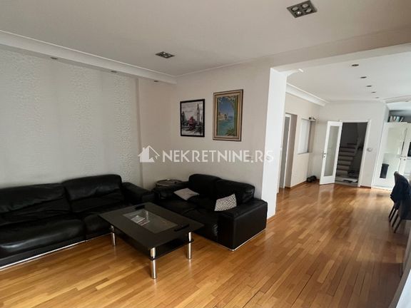 Lux duplex na Dedinju