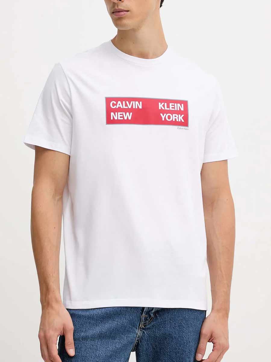 Calvin Klein Jeans
4820,00 RSD