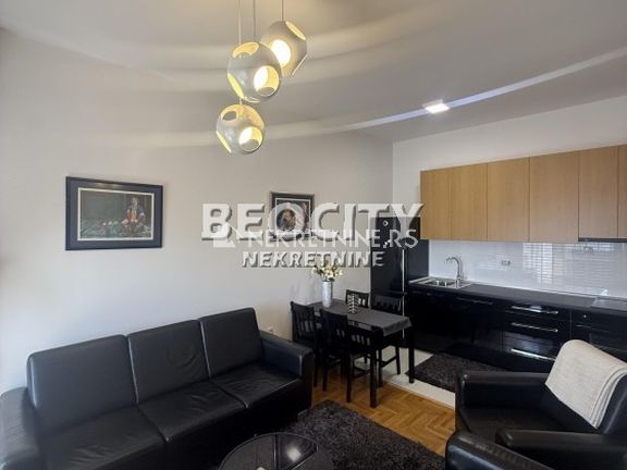 Novi Sad, Bulevar Evrope, Bulevar Evrope, 2.5, 52m2, 650EUR