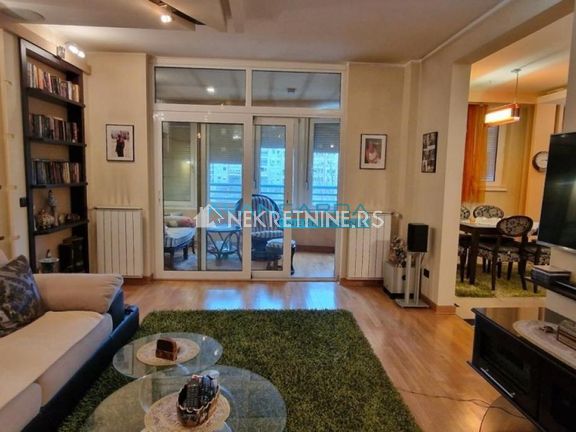 Novi Beograd, Blok 29, Bulevar Arsenija Čarnojevića, 3.0 stan, 96m2, 1000 EUR