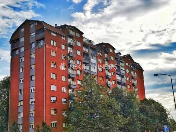 Izdaje se garsonjera – Svetosavski park, 260€