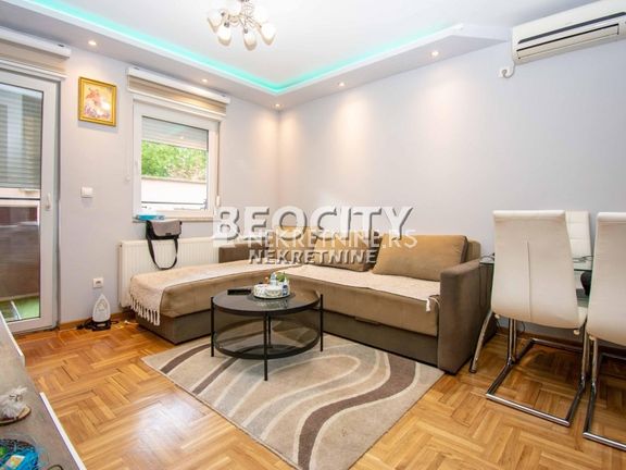 Zemun, Altina, Borhesova, 1.5, 41m2, 92000EUR