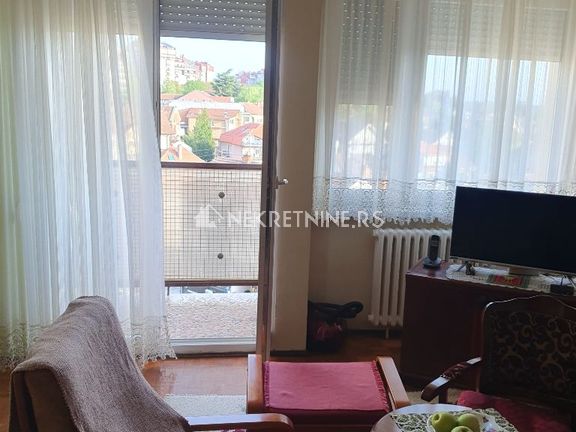 Julino brdo Čukarica 39m2