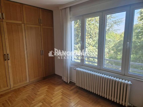 Dedinje-Trosoban sa 3(T),100m2,uknjižen ID#3234