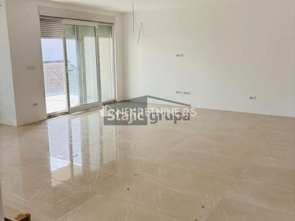 Novo Lux center - retko u ponudi, Braće Jovanovića