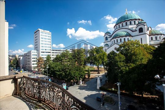 Salonski stan 132 m2, Hram Svetog Save