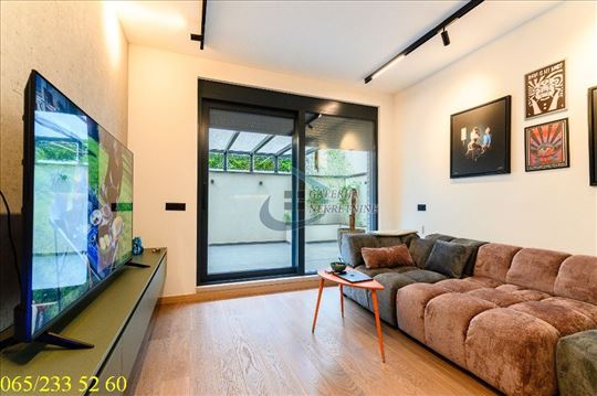 Voždovac, Lekino brdo - Petrovaradinska 54m2