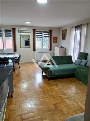 Na prodaju 3.0 stan, Zemun