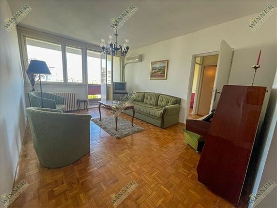 Stan na prodaju Zemun Save Burića – 61m², dvosoban