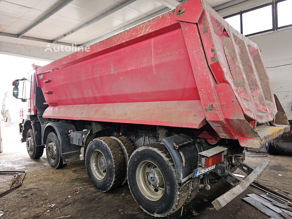 IVECO Trakker 450 kiper