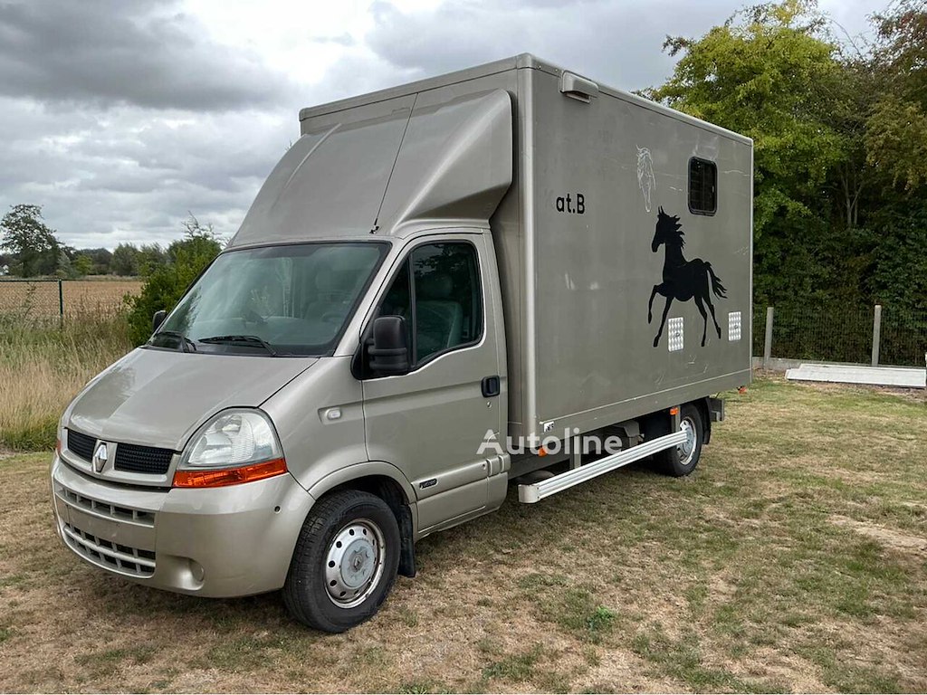 Prodaje se Renault Master vozilo za prevoz konja na aukciji